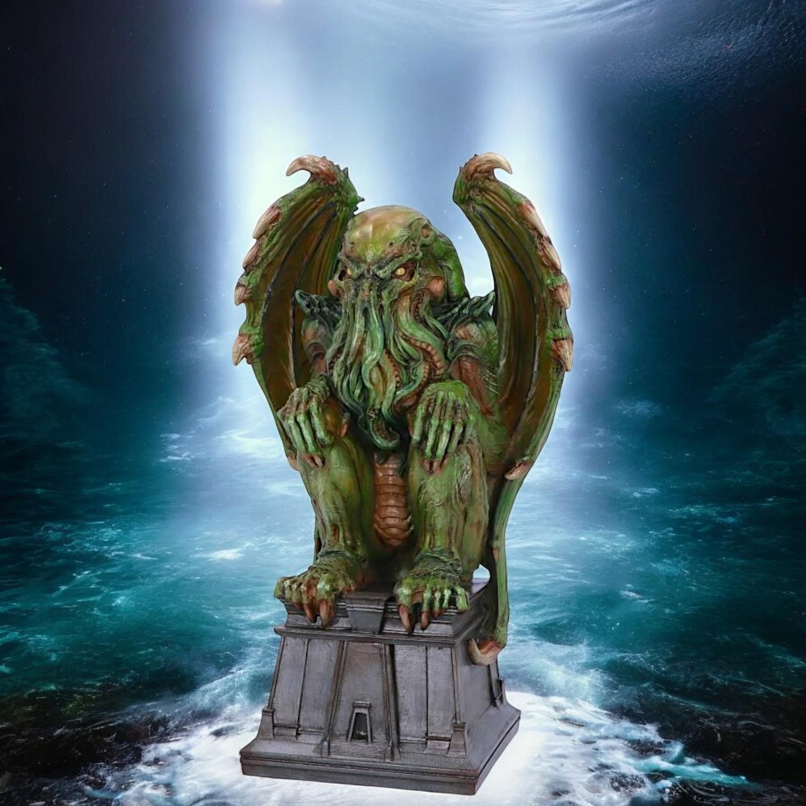 Cthulhu Figurine 32cm | Gothic Resin Collectible