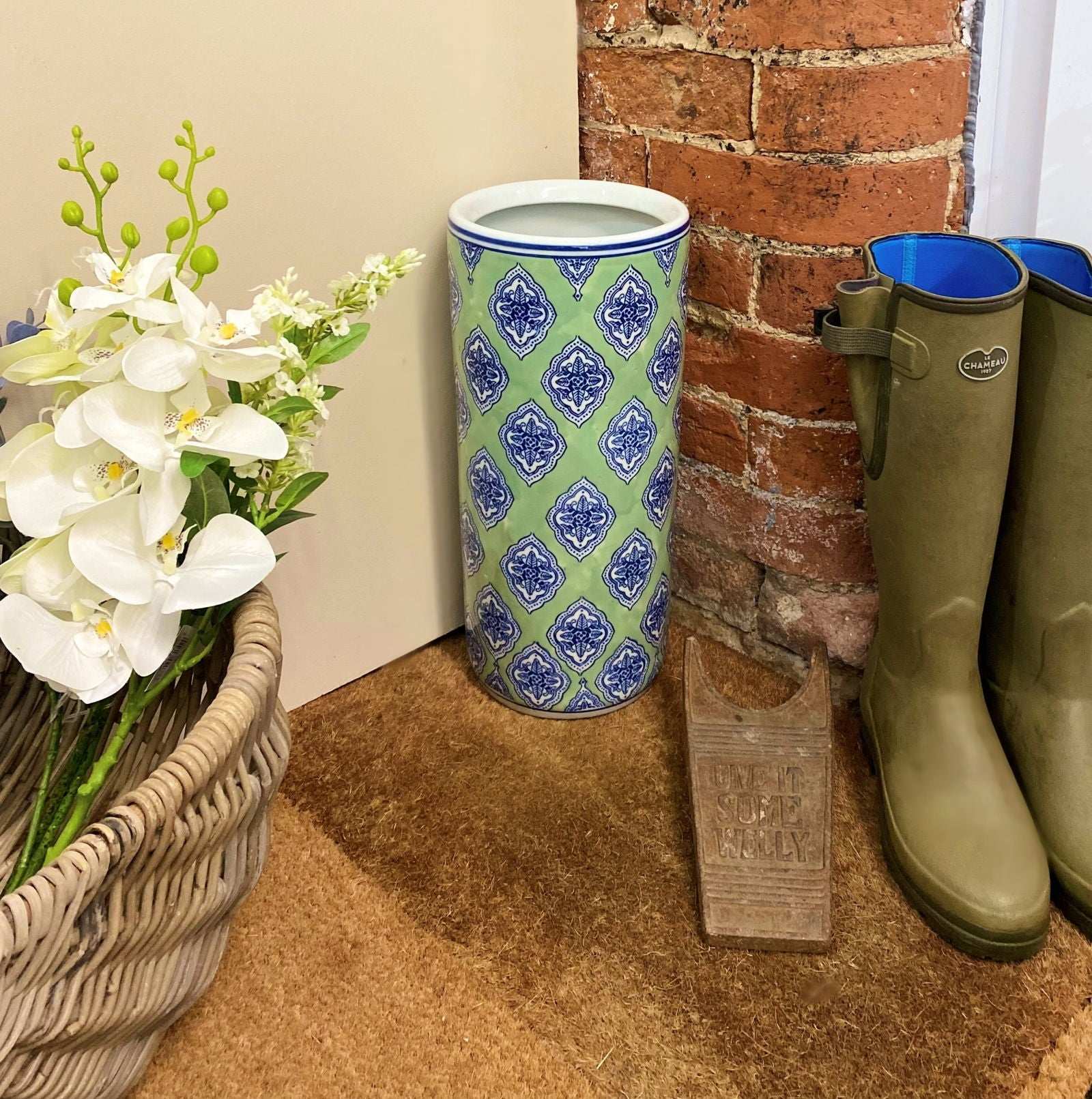 Green & White Diamond Umbrella Stand