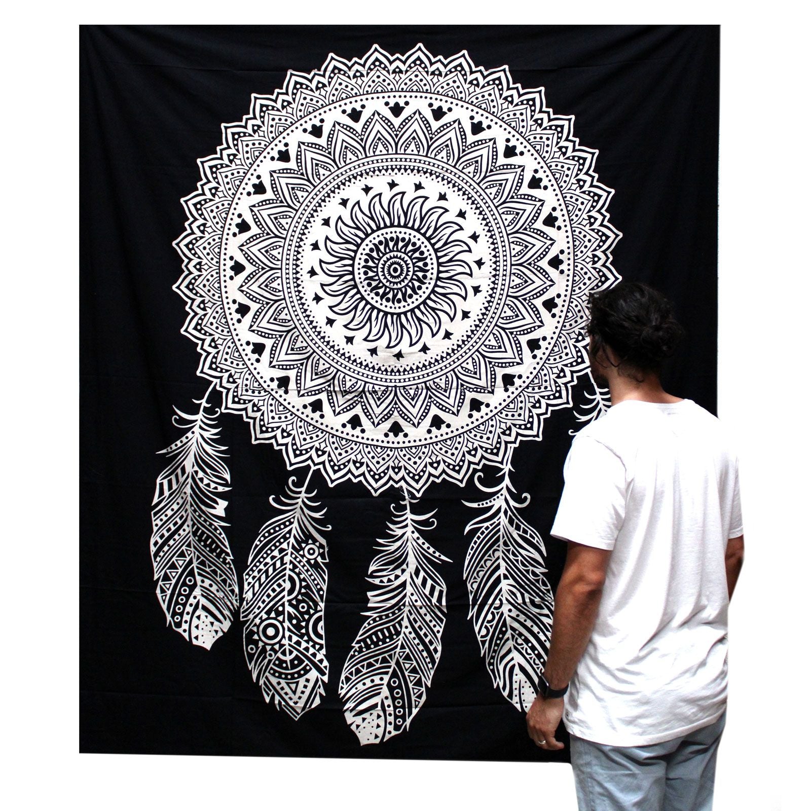 B&W Dreamcatcher Cotton Bedspread & Wall Hanging
